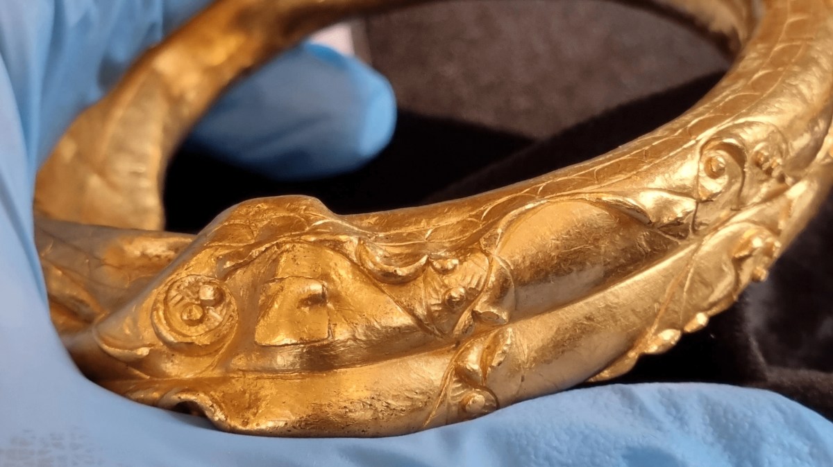 Beyond Snettisham: a reassessment of gold alloy torcs from Iron Age ...